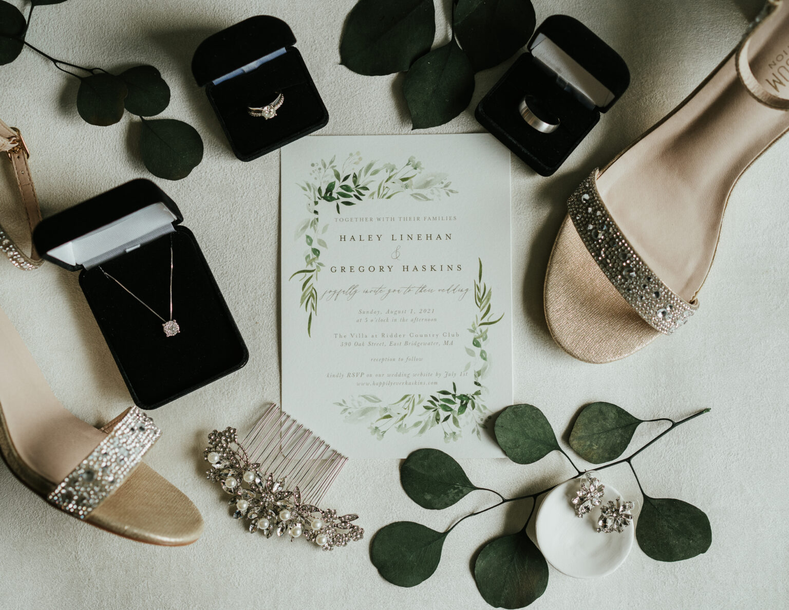 8 Wedding Flat Lay Details to Include | Saphire Event Group