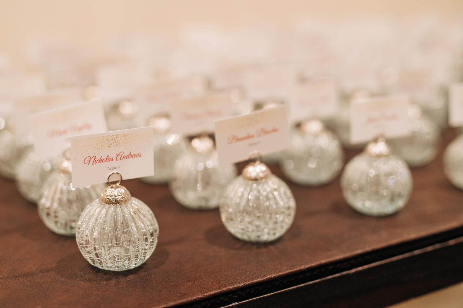 8 Unforgettable Seating Chart Ideas For Your Wedding Day | Saphire ...