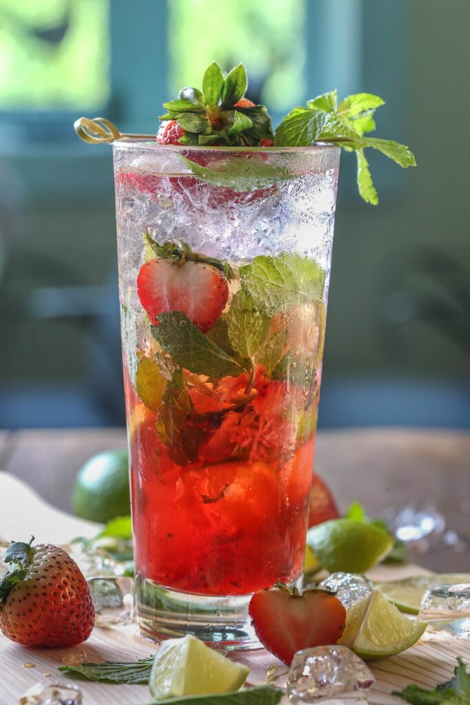 Delicious Summer Signature Cocktail Ideas For Your Massachusetts ...